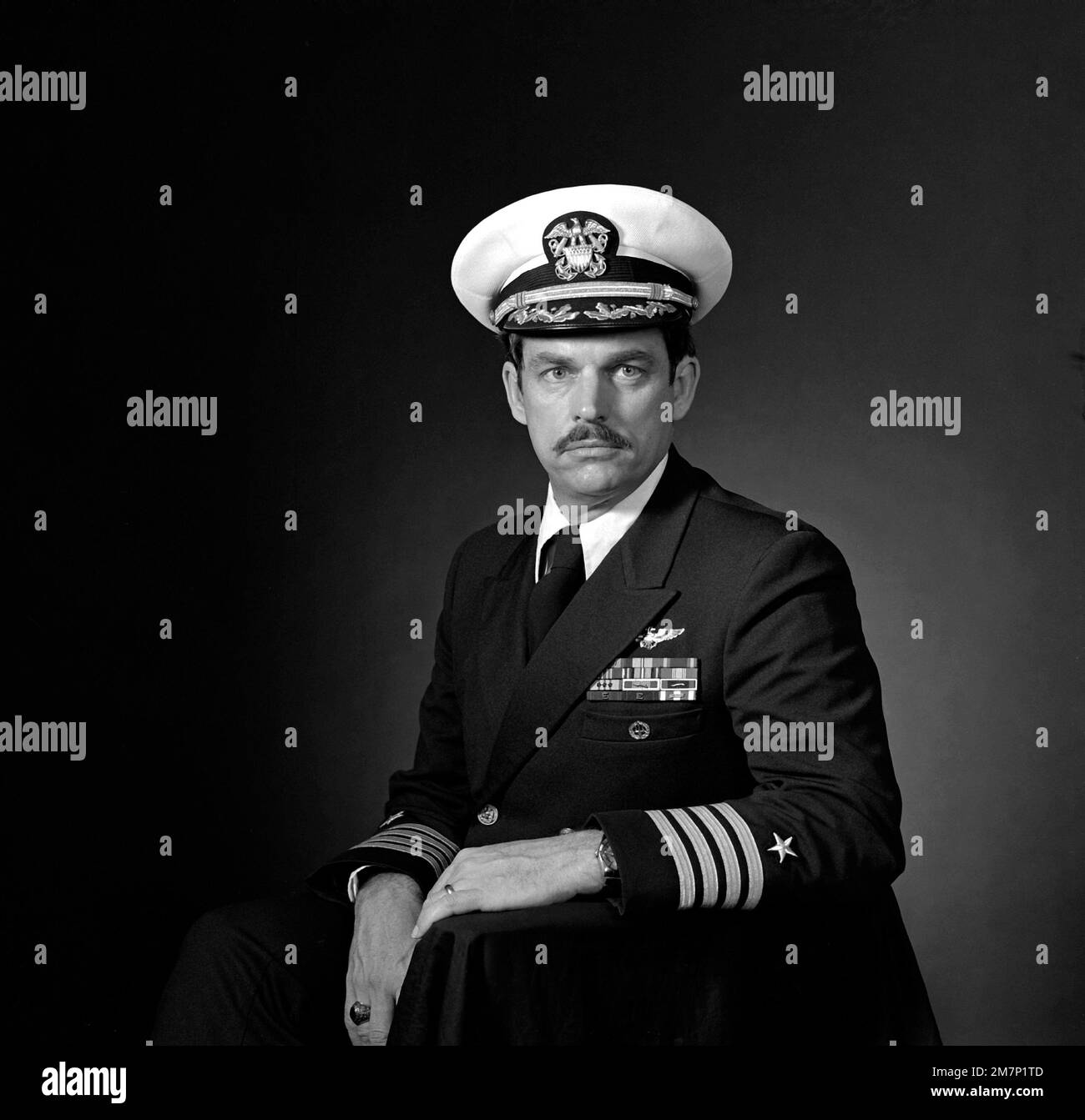 Leonard lee hi-res stock photography and images - Alamy