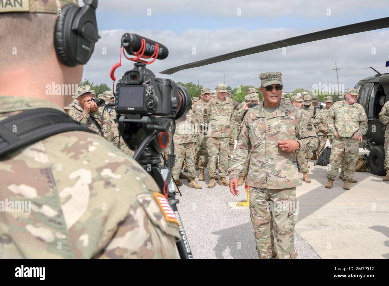 Forscom commander hi-res stock photography and images - Alamy