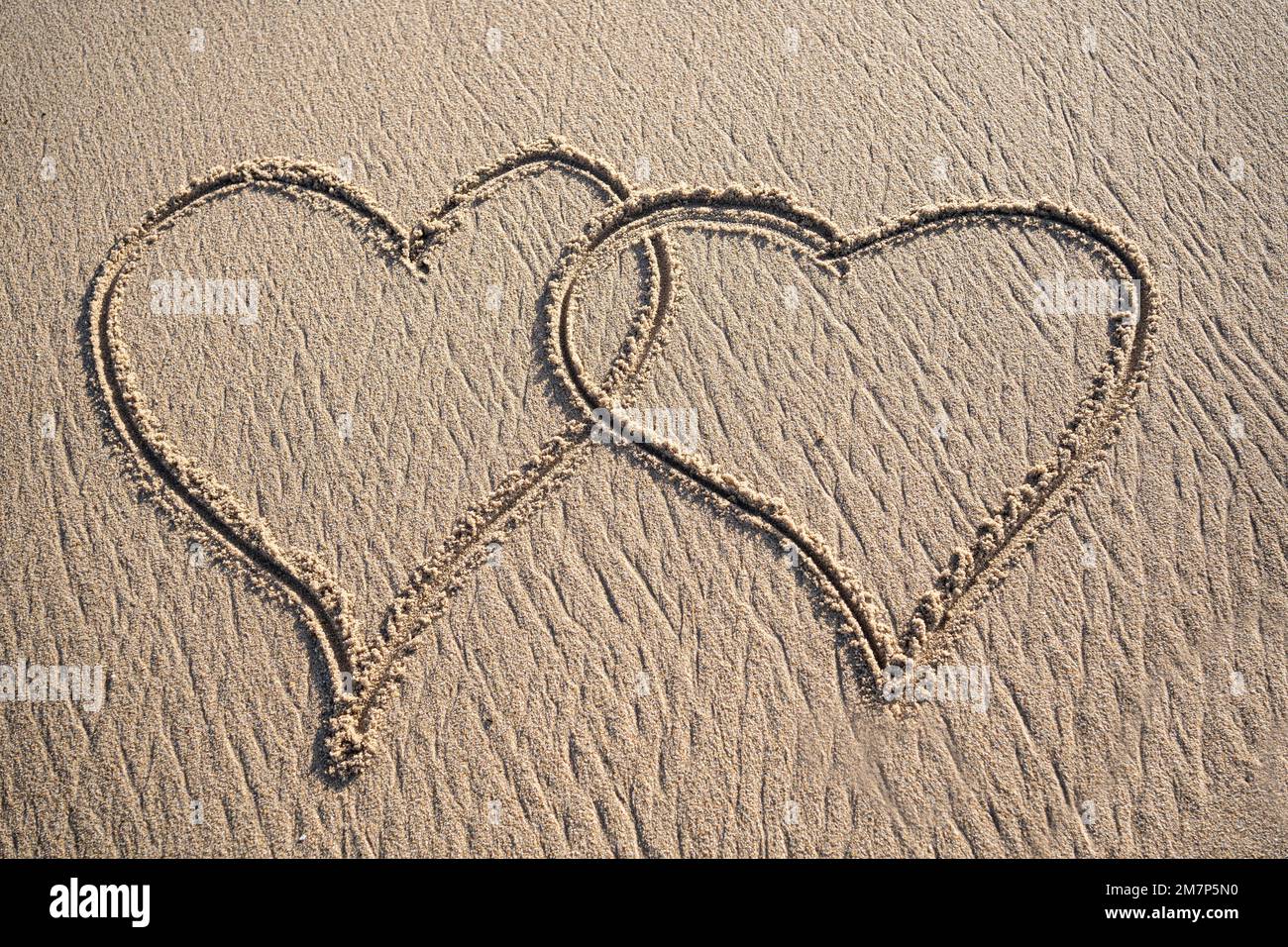 Beach sunset drawing hi-res stock photography and images - Alamy
