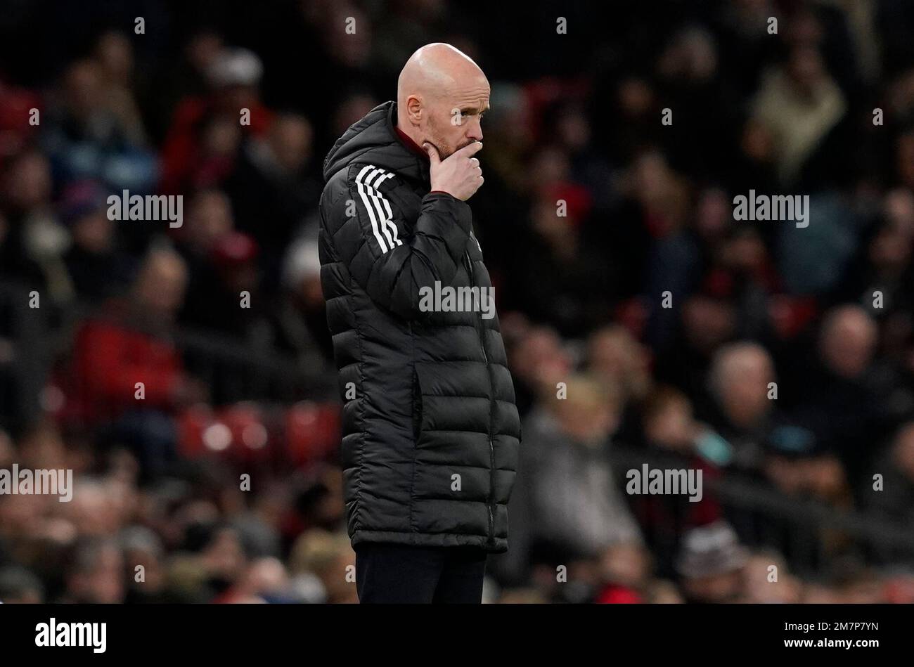 Erik ten hag looks on 2023 hi-res stock photography and images - Alamy