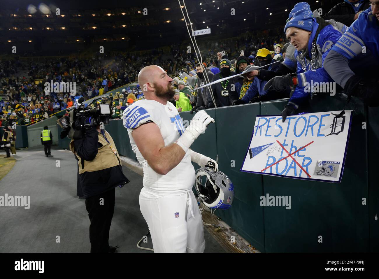 Detroit Lions offensive tackle Dan Skipper (70) during an NFL football ...