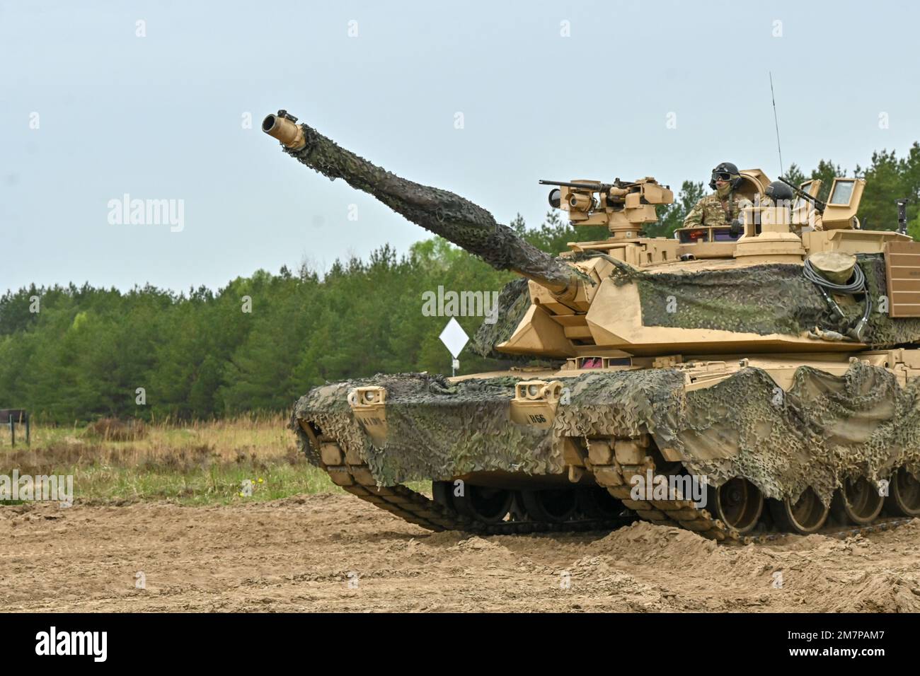 A U.S. Army M1A2 Abrams tank assigned to the 1st Battalion, 68th ...