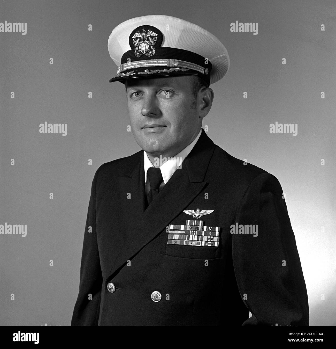 James olson hi-res stock photography and images - Alamy