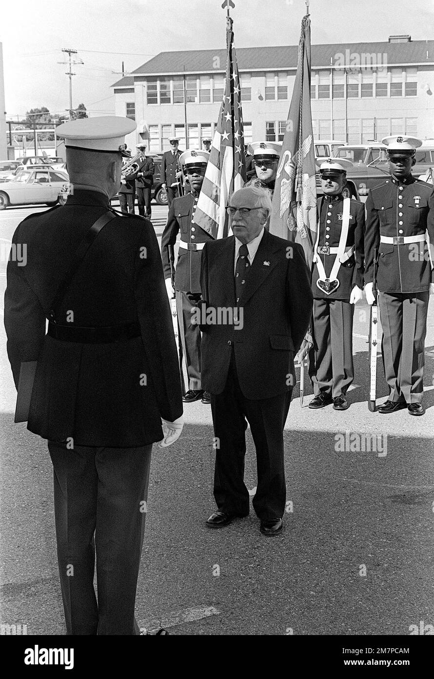 Joe Rosenthal, the civilian photographer of the Pulitzer prize winning ...