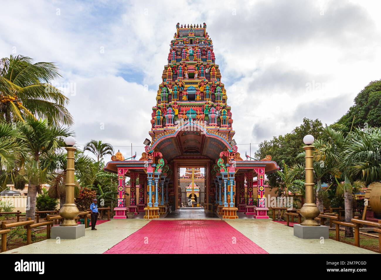 Port Louis, Mauritius - June 15, 2016: Walkway to colorful Kaylasson ...