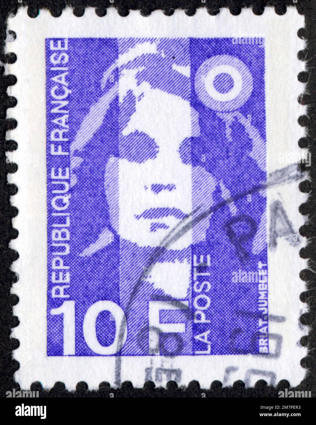 TIMBRE OBLITÉRÉ MARIANNE VIOLET. RÉPUBLIQUE FRANÇAISE. LA POSTE. 10 F ...