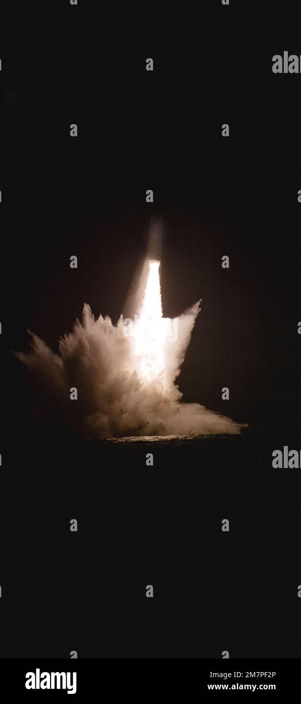 Trident i missile hi-res stock photography and images - Alamy