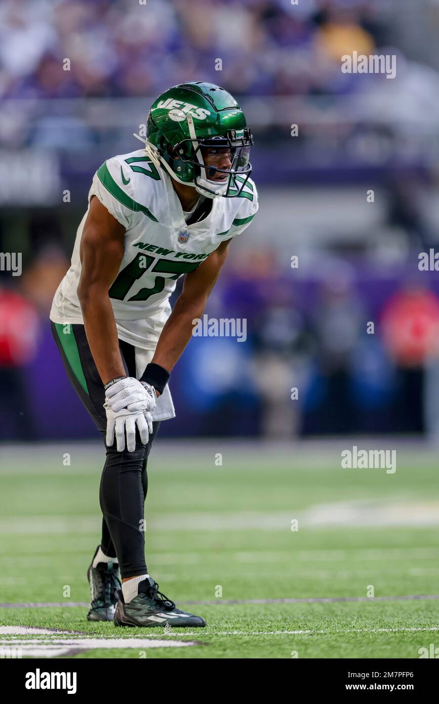 New York Jets wide receiver Garrett Wilson (17) in action against the ...