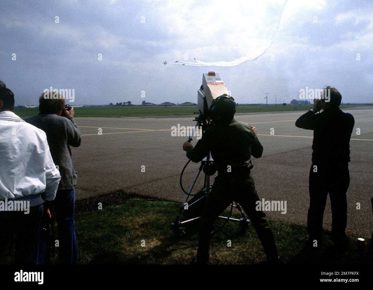 Tv television video tapes hi-res stock photography and images - Alamy