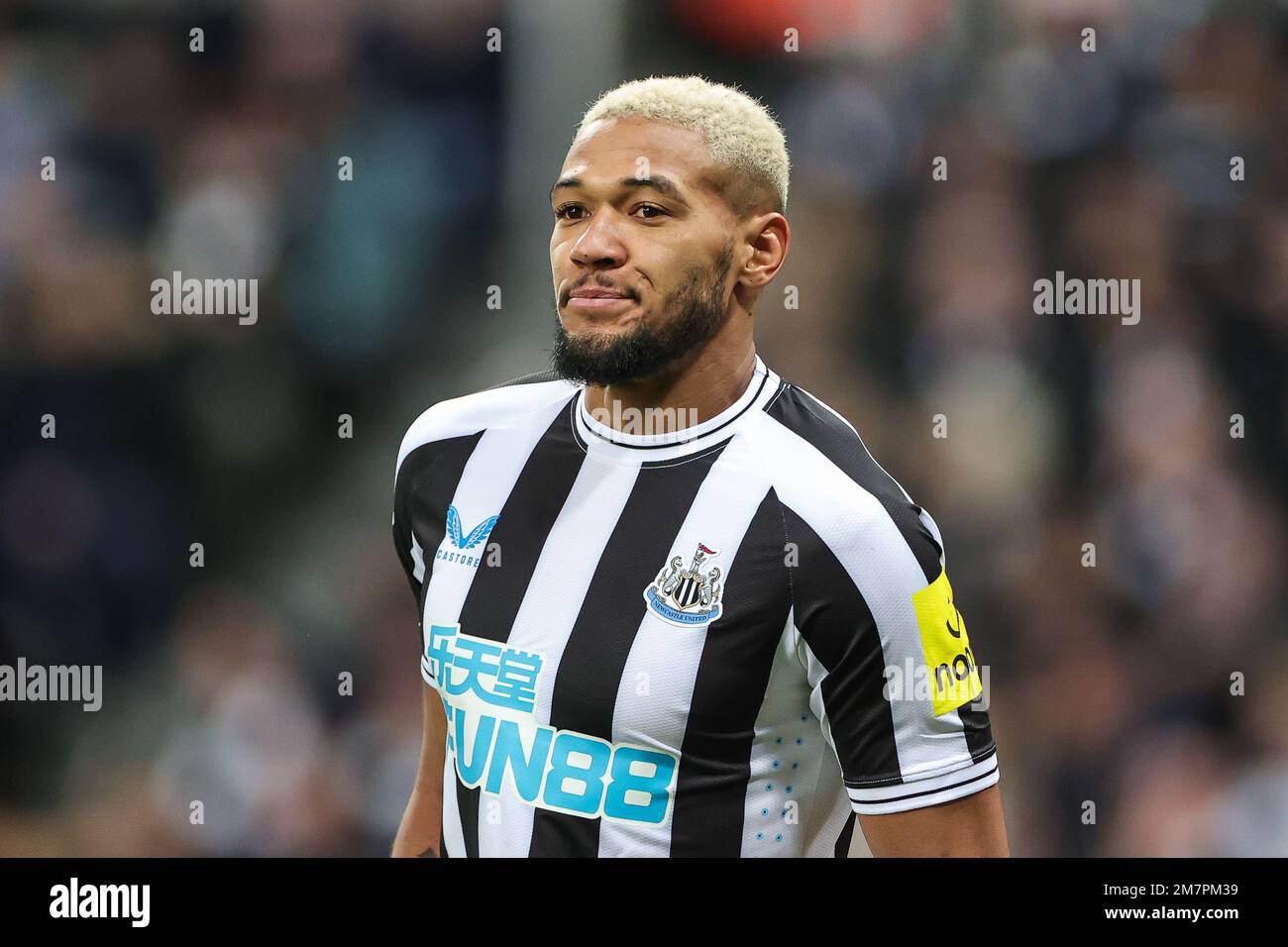 Joelinton #7 of Newcastle United during the Carabao Cup Quarter Final ...