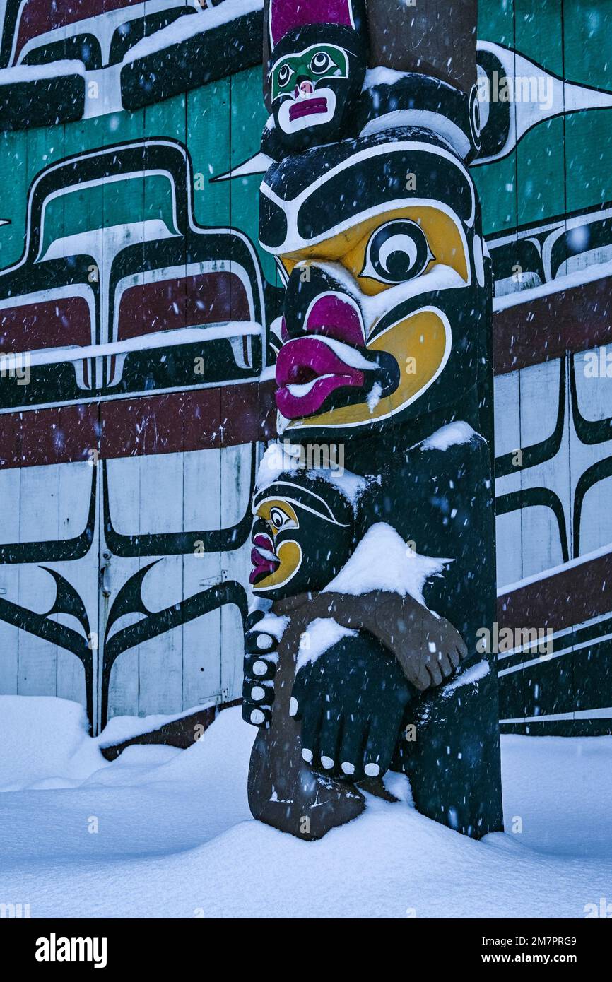 Totem Pole., Longhouse, winter, snow, Royal BC Museum, Victoria ...