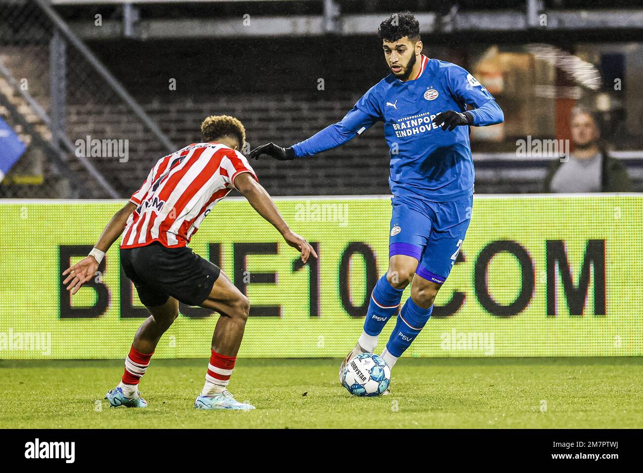 ROTTERDAM - (lr) Shurandy Sambo of Sparta Rotterdam, Ismael Saibari of ...