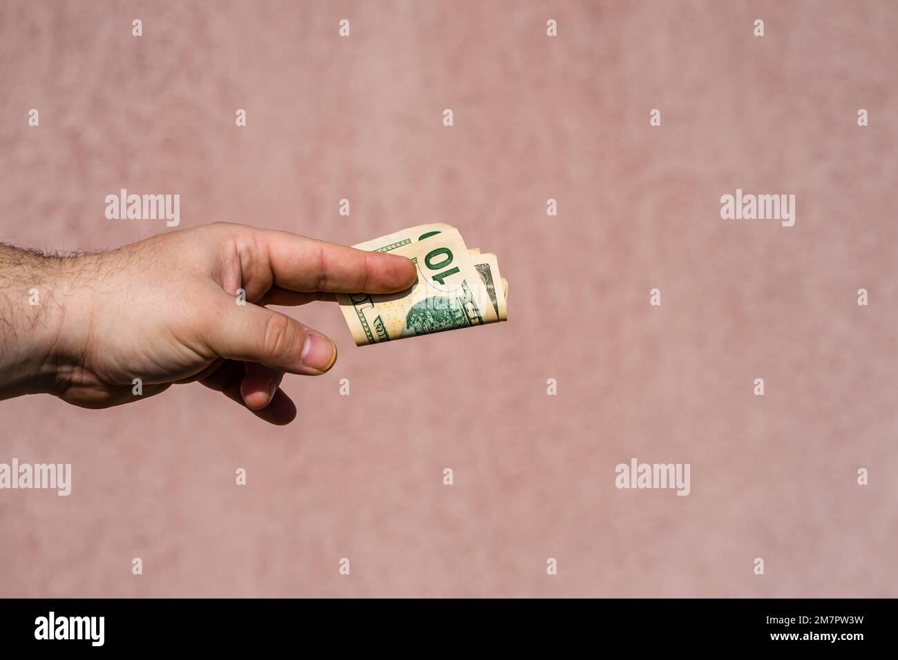 10 usd tips hi-res stock photography and images - Alamy
