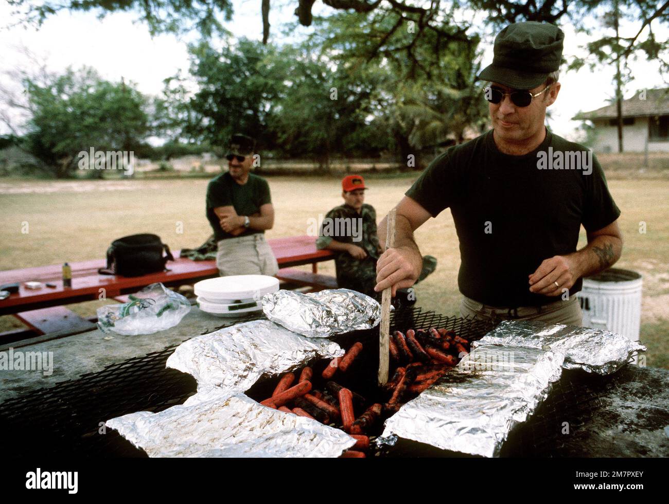 Readiness team hi hi-res stock photography and images - Alamy