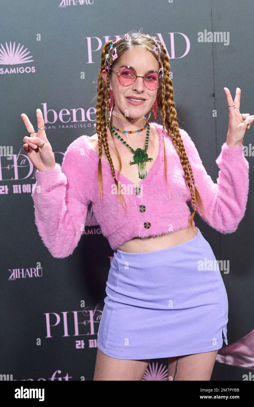 Amarna miller hi-res stock photography and images - Alamy