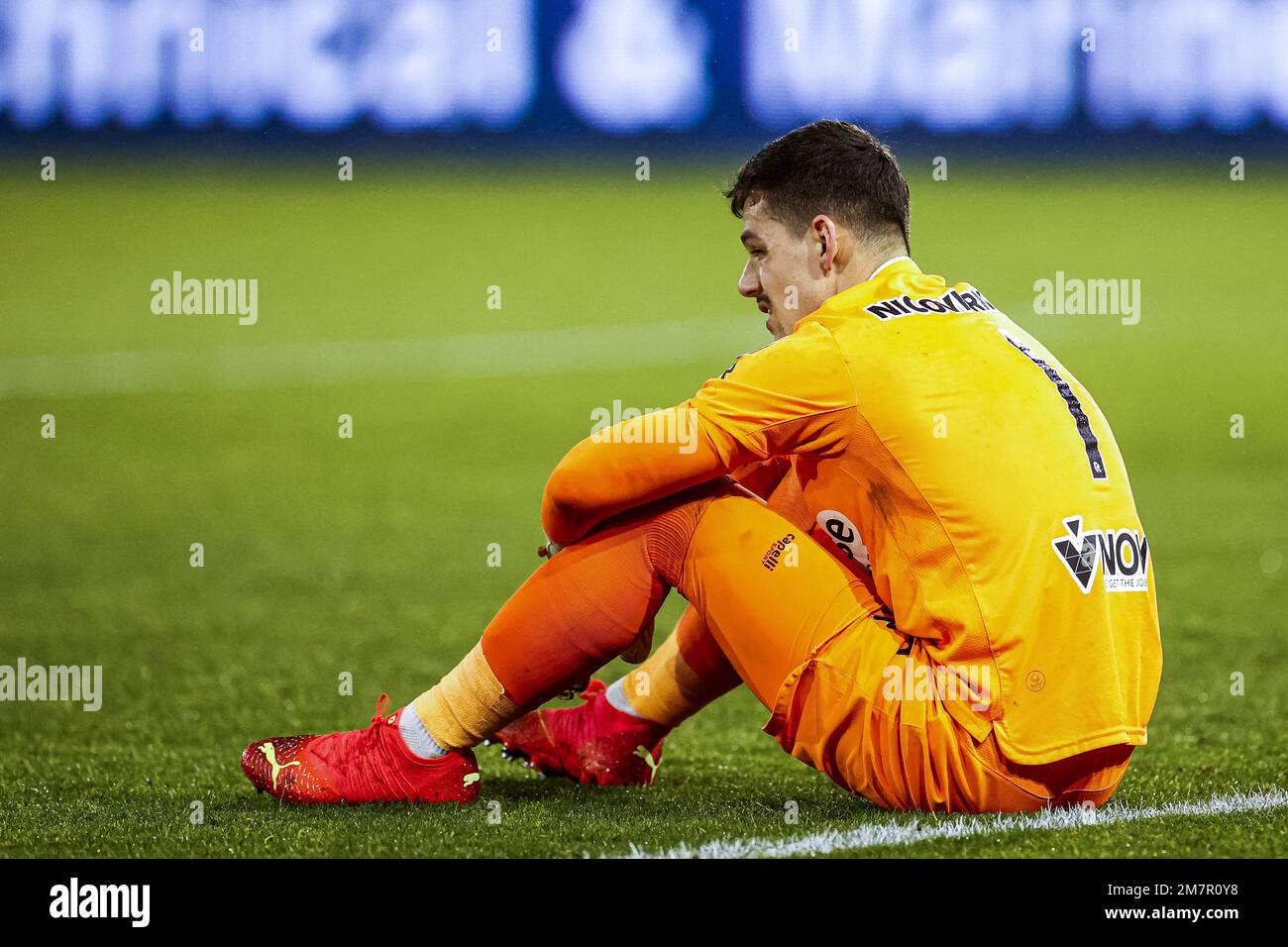ROTTERDAM - Sparta Rotterdam goalkeeper Nick Olij is disappointed by ...