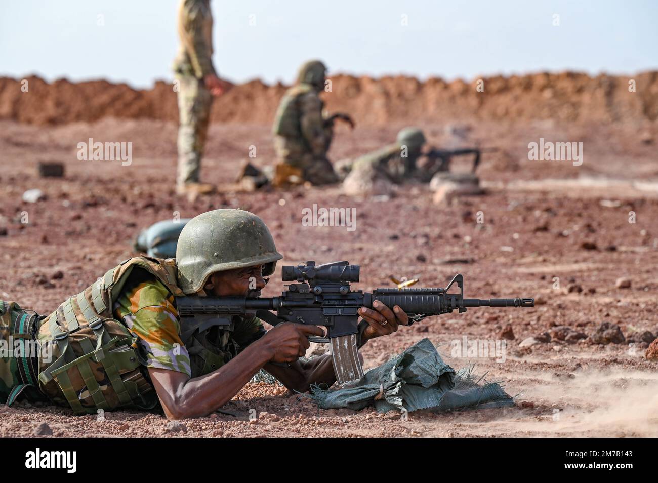 U.S. Army National Guard Soldiers assigned to the 2nd Security Force ...