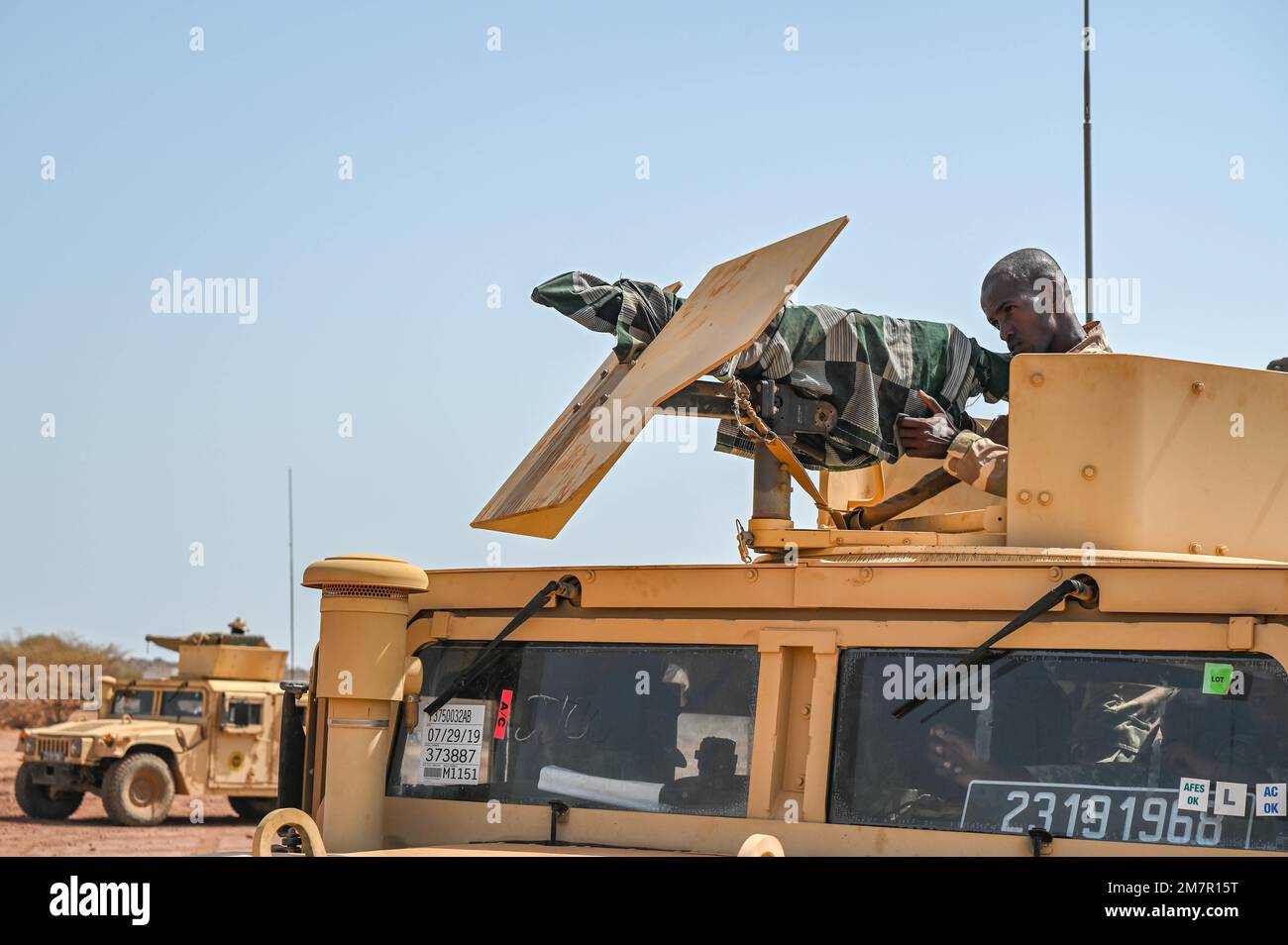 U.S. Army National Guard Soldiers assigned to the 2nd Security Force ...