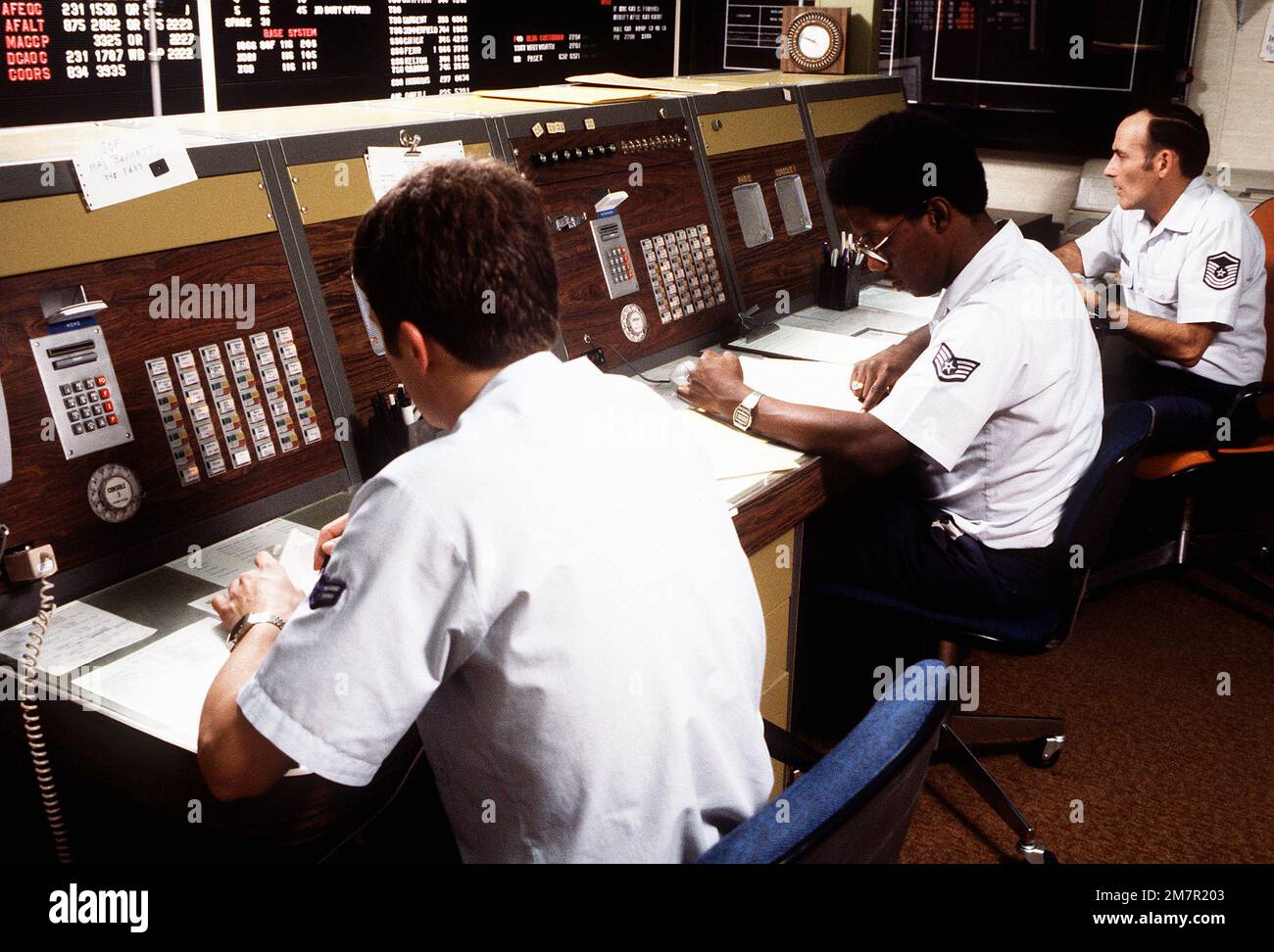 A1C Tom O'Neill, right, SSGT John Huggins, center, and SMSGT Wayne ...
