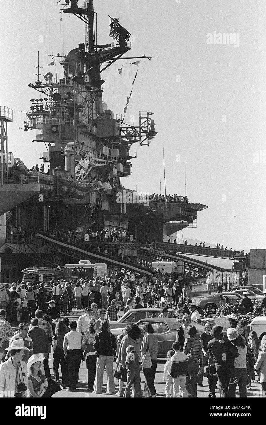 DN-SN-85-11105. Base: Naval Air Station, Alameda State: California (CA ...