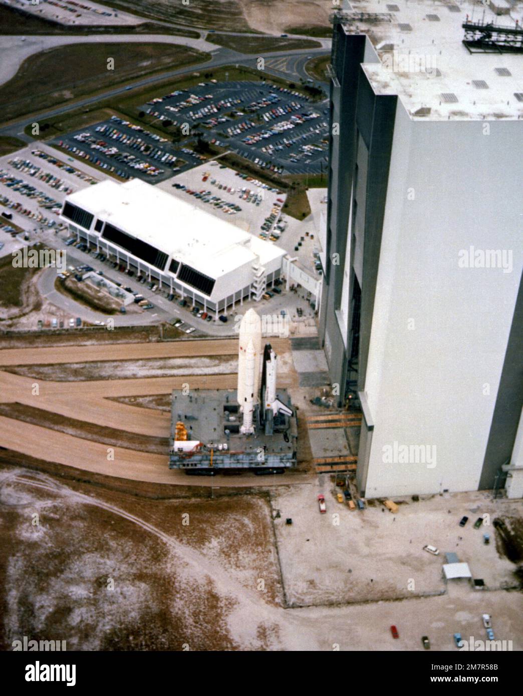 AN aerial view of the Space Transportation System (STS) shuttle ...
