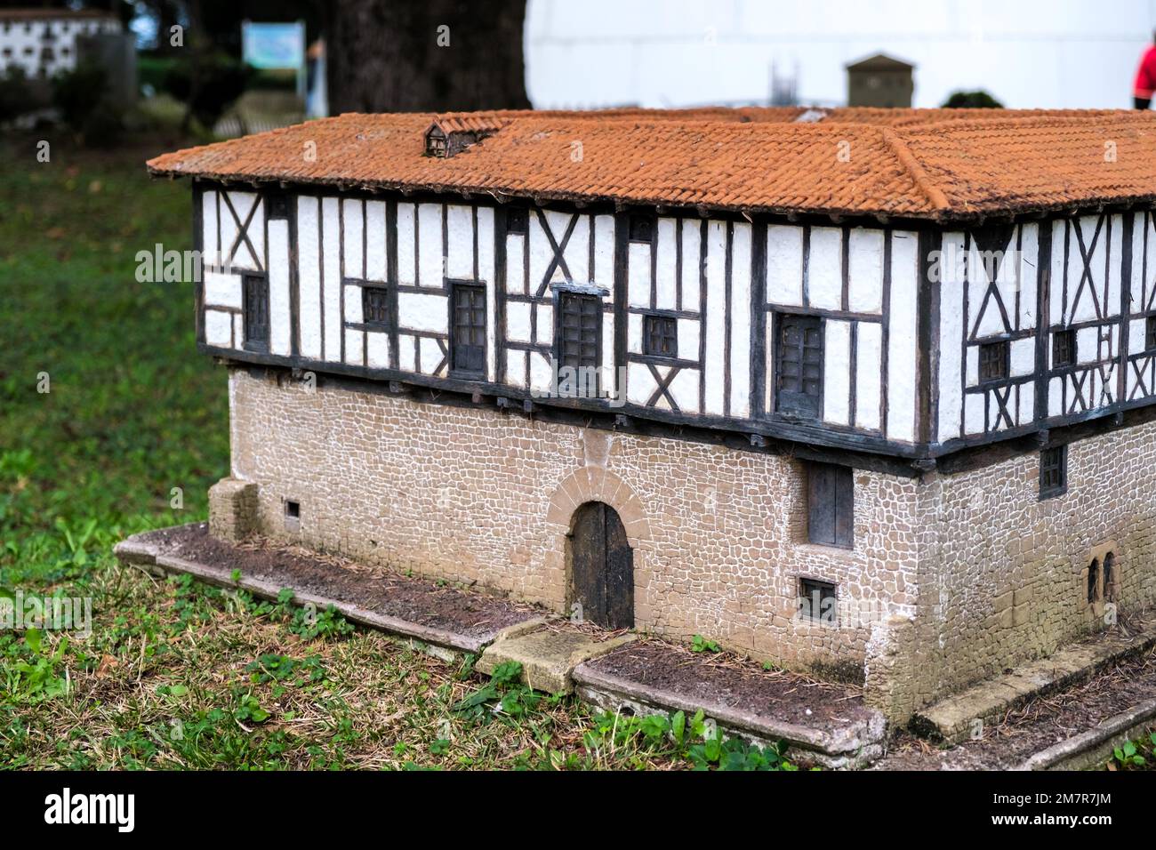Traditional basque farmhouse hi-res stock photography and images - Alamy