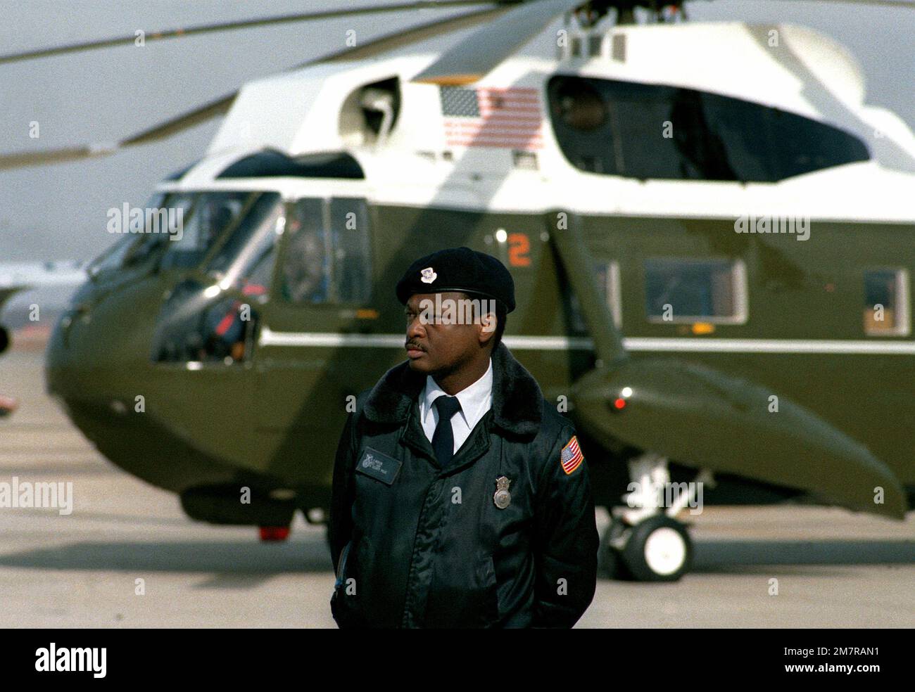 Security detail guard stands hi-res stock photography and images - Alamy