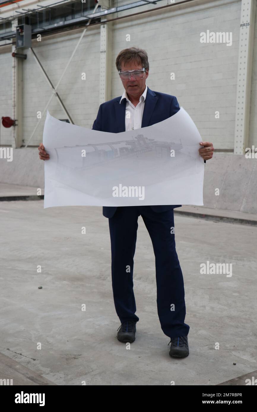 Ed Flinn, director of Advance Manufacturing at Rock Island Arsenal ...