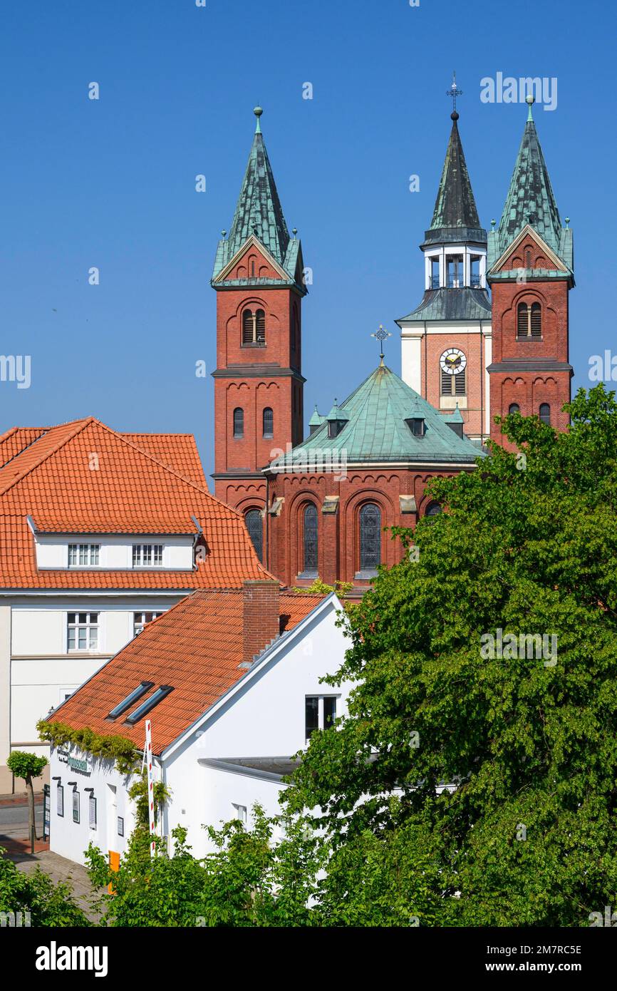 St. Gertrud Church, Catholic Church, Oldenburger Muensterland, Lohne ...