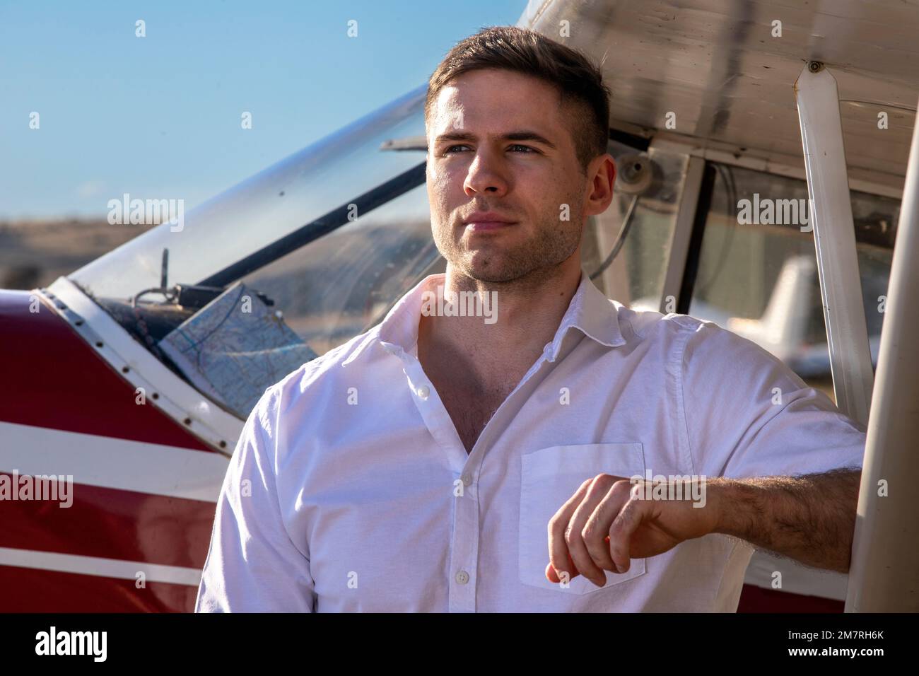 A young male pilot with a Piper Super Cub Stock Photo - Alamy