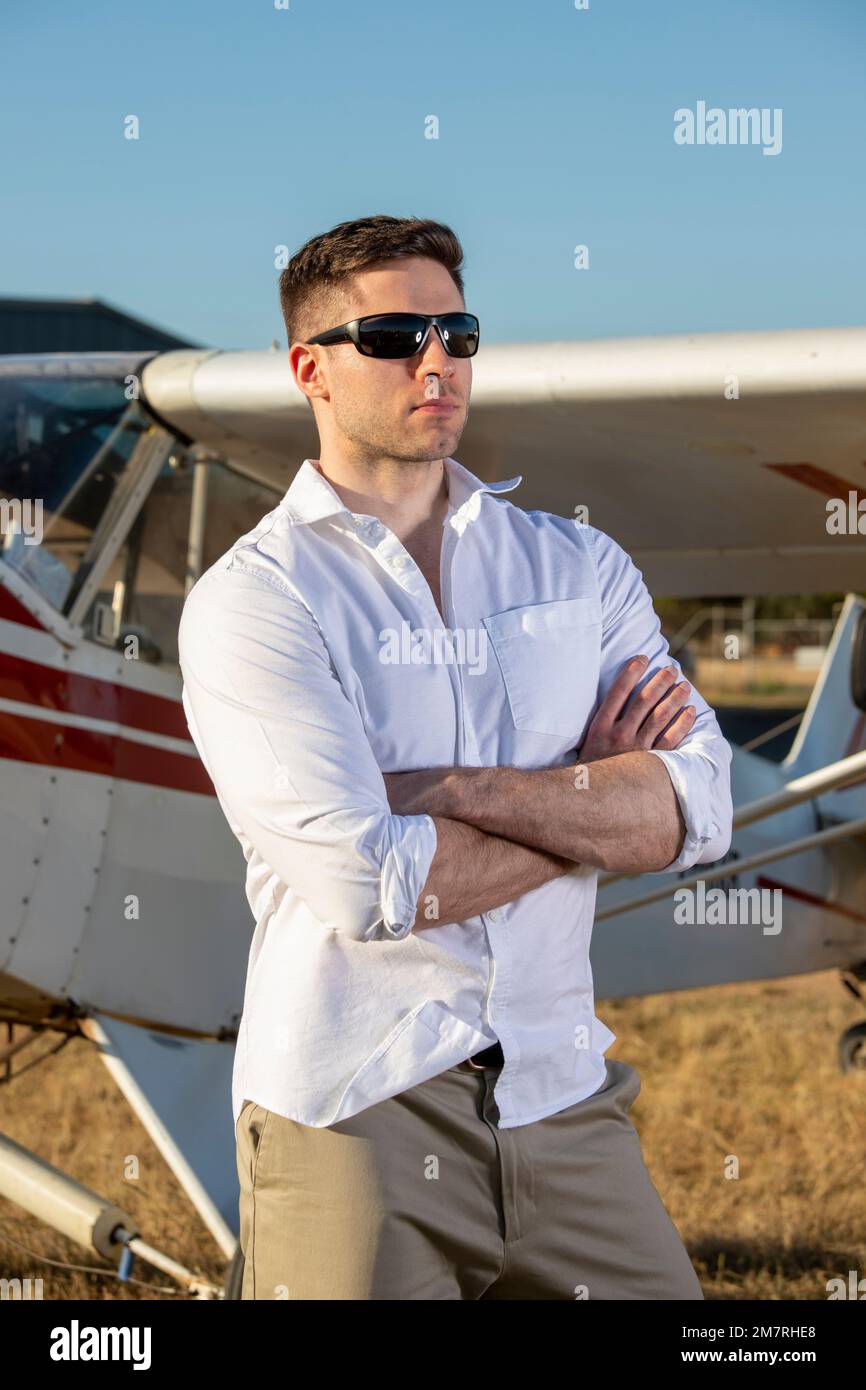 A young male pilot with a Piper Super Cub Stock Photo - Alamy
