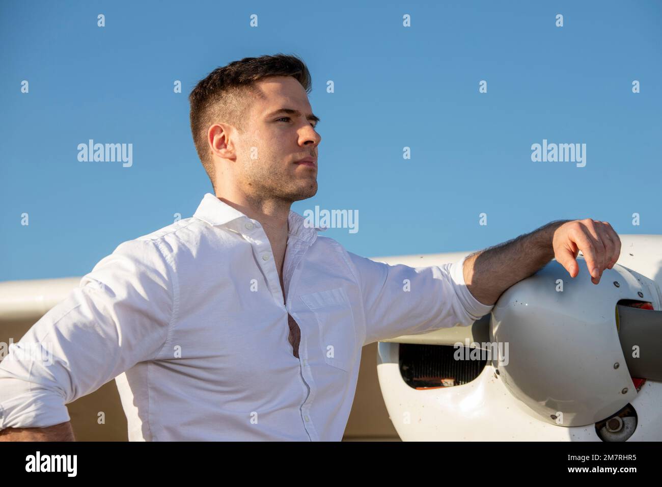 Cockpit piper super cub aircraft hi-res stock photography and images ...