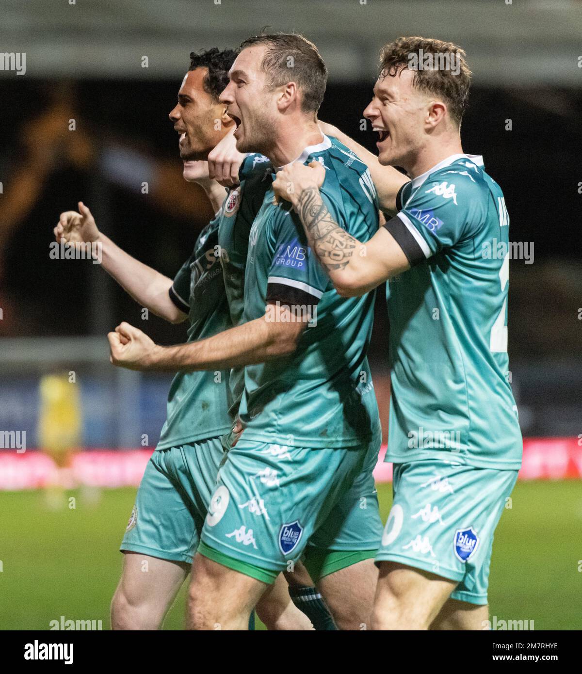 Non league tackel hi-res stock photography and images - Alamy