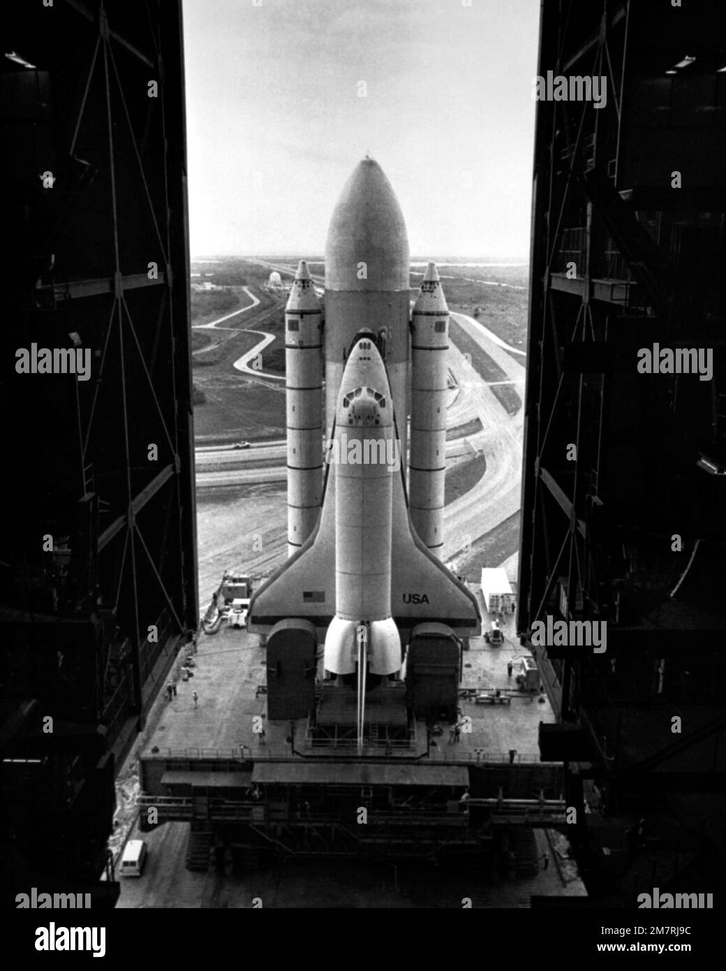 Mobile launcher platform hi-res stock photography and images - Alamy