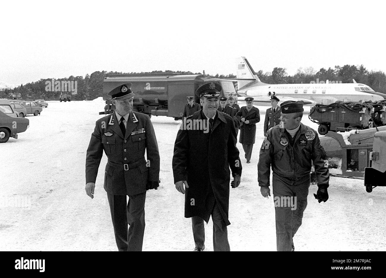 Commander in chief of the air force hi-res stock photography and images ...
