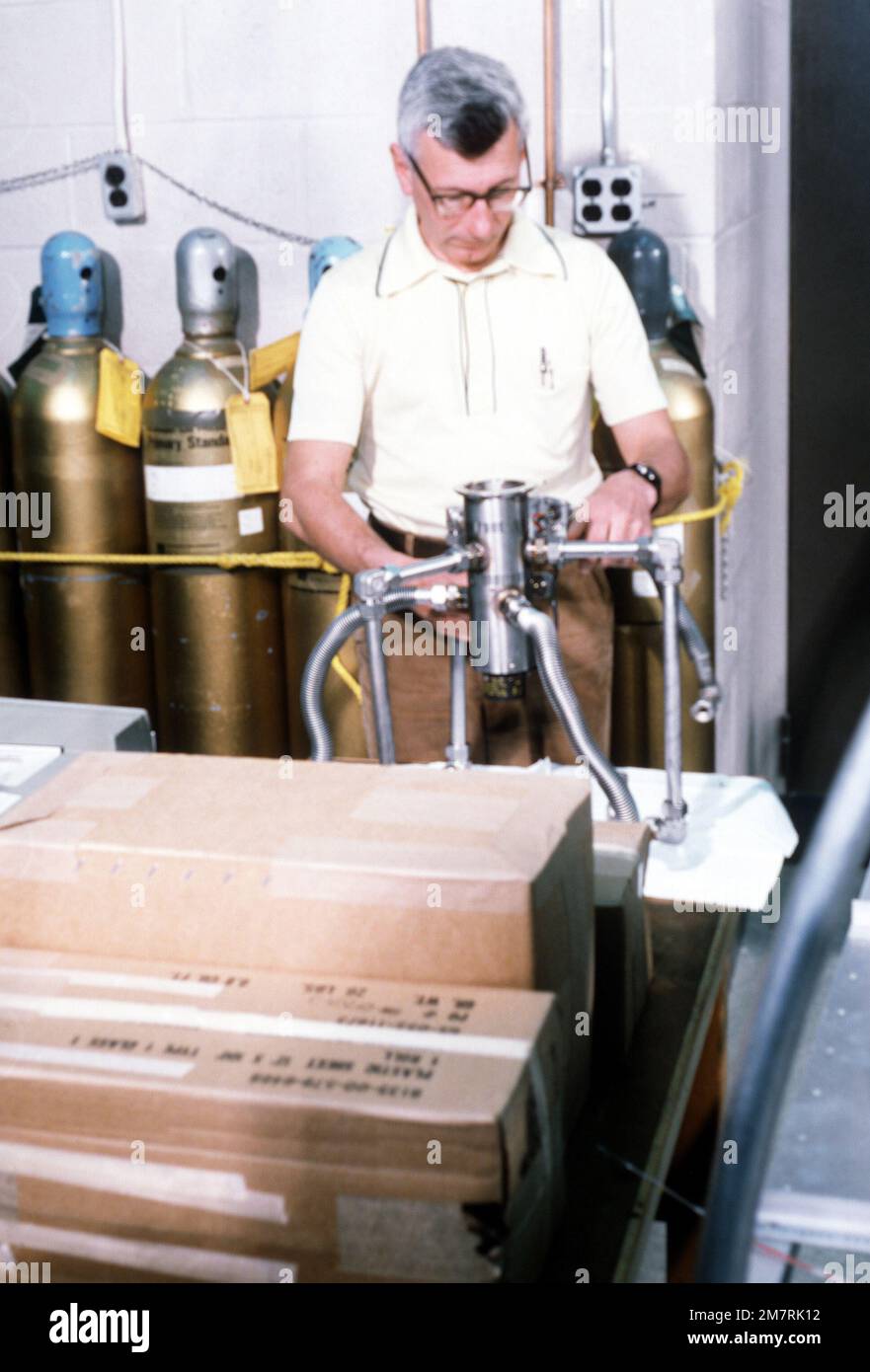 Geophysics laboratory hi-res stock photography and images - Alamy