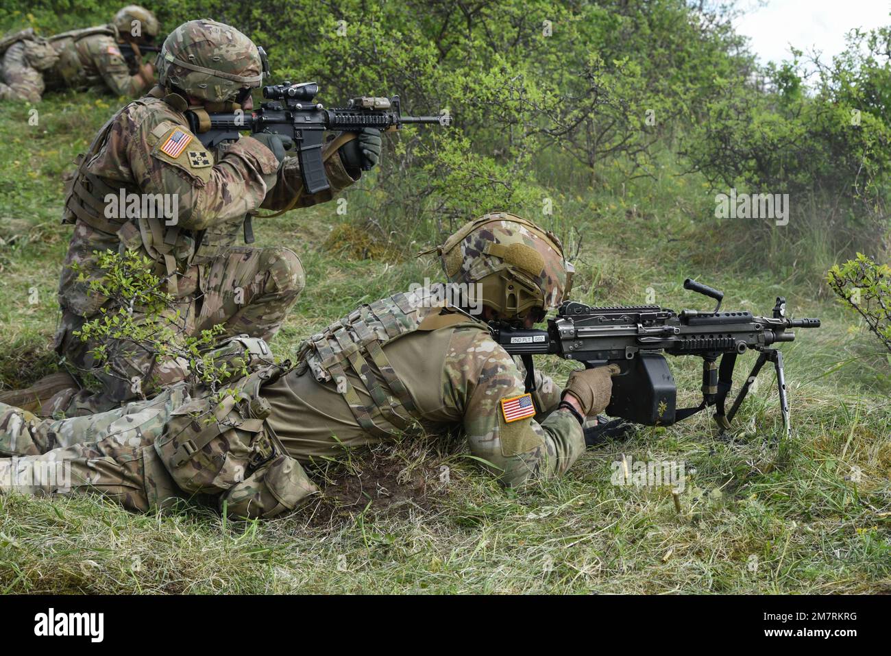 Soldiers engage in live fire hi-res stock photography and images - Alamy