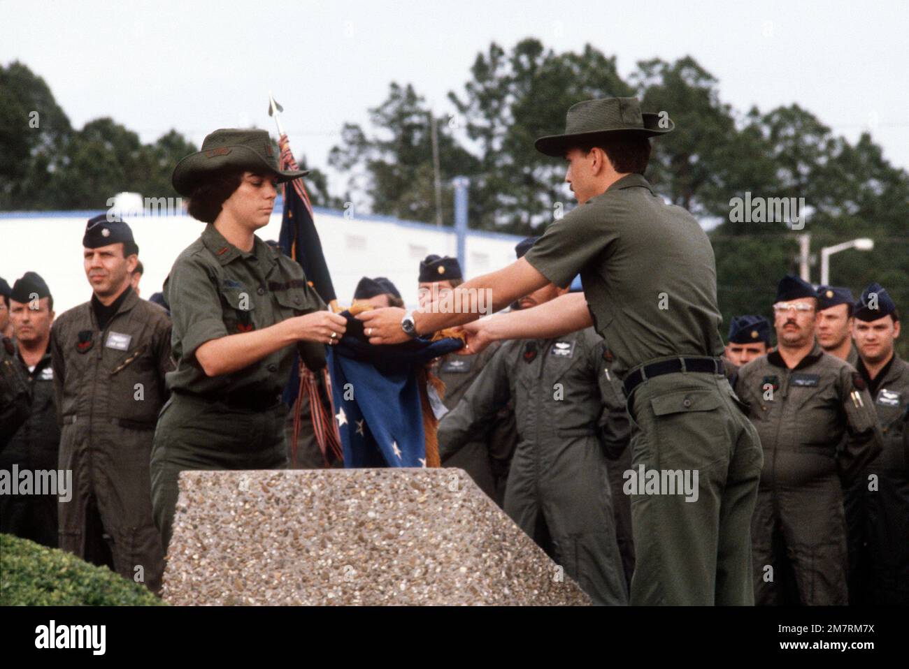 2LT Nancy Thomas and 2LT Rudolph Maier unveil the memorial plaque ...