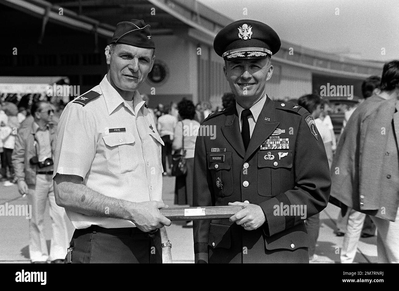 BGEN John E. Rogers presents the Batoon of the Yellow Knight Parachute ...
