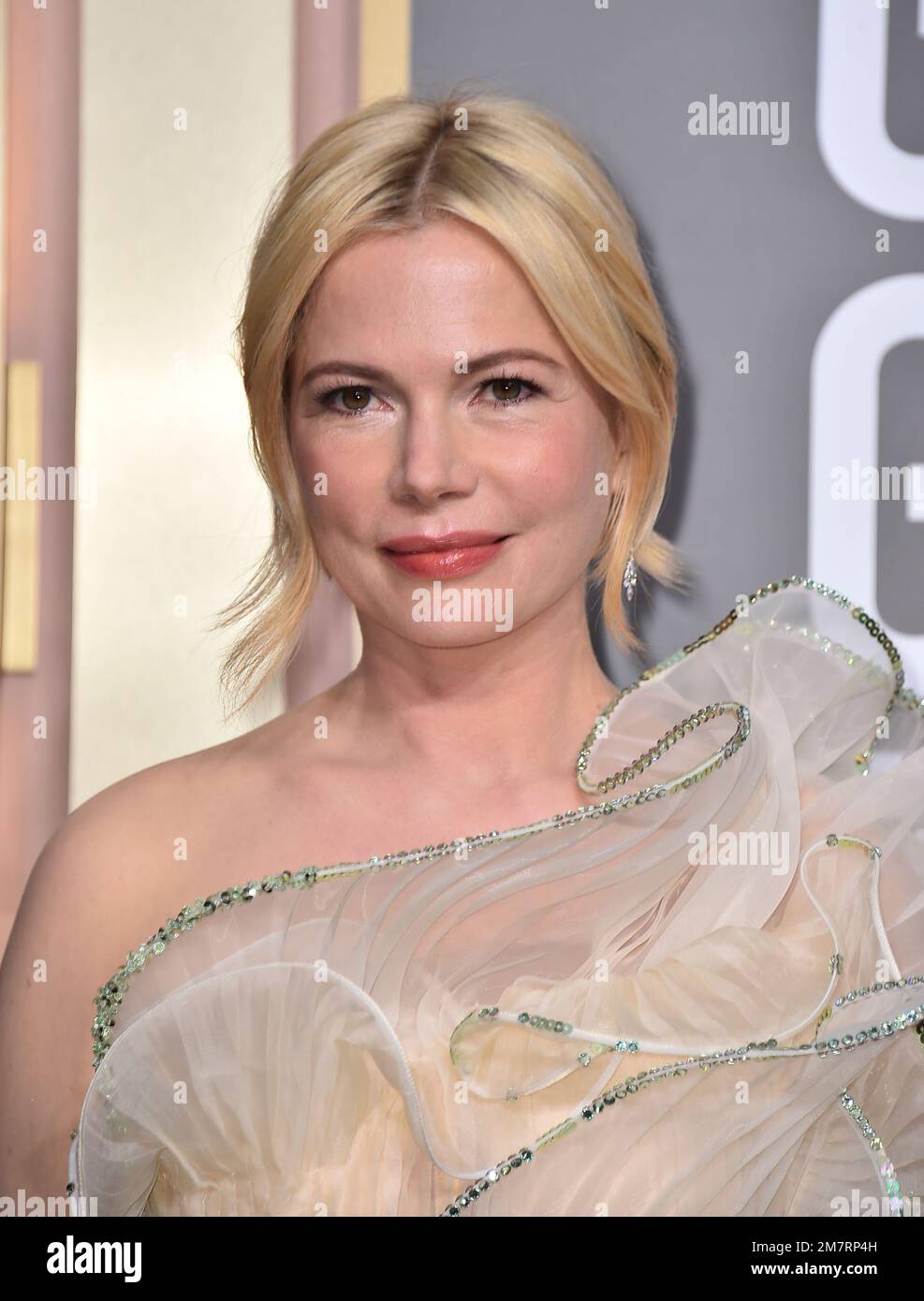 Michelle Williams arrives at the 80th annual Golden Globe Awards at the ...