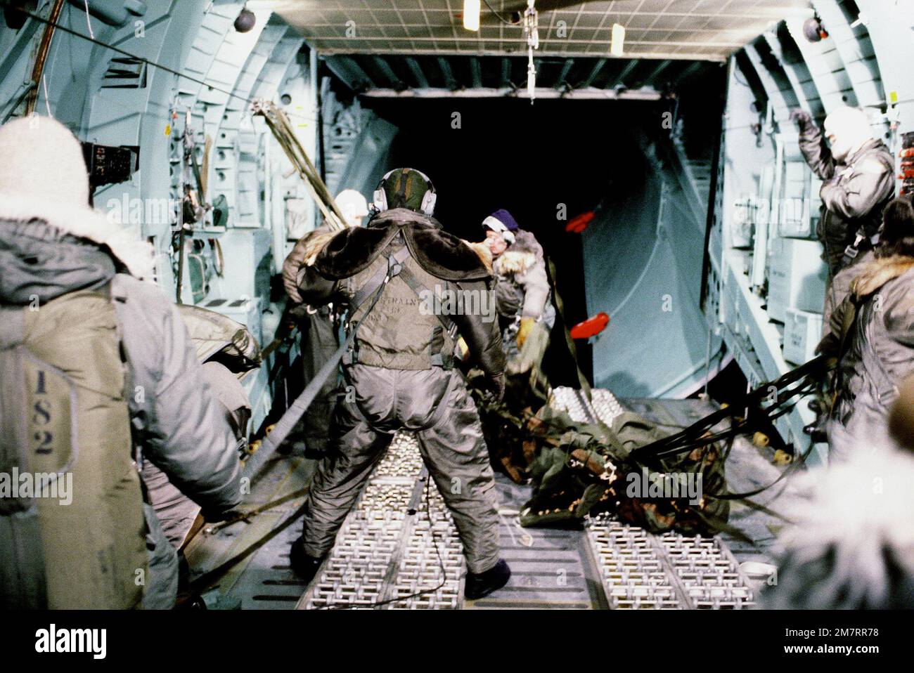 Airdrop supplies hi-res stock photography and images - Alamy