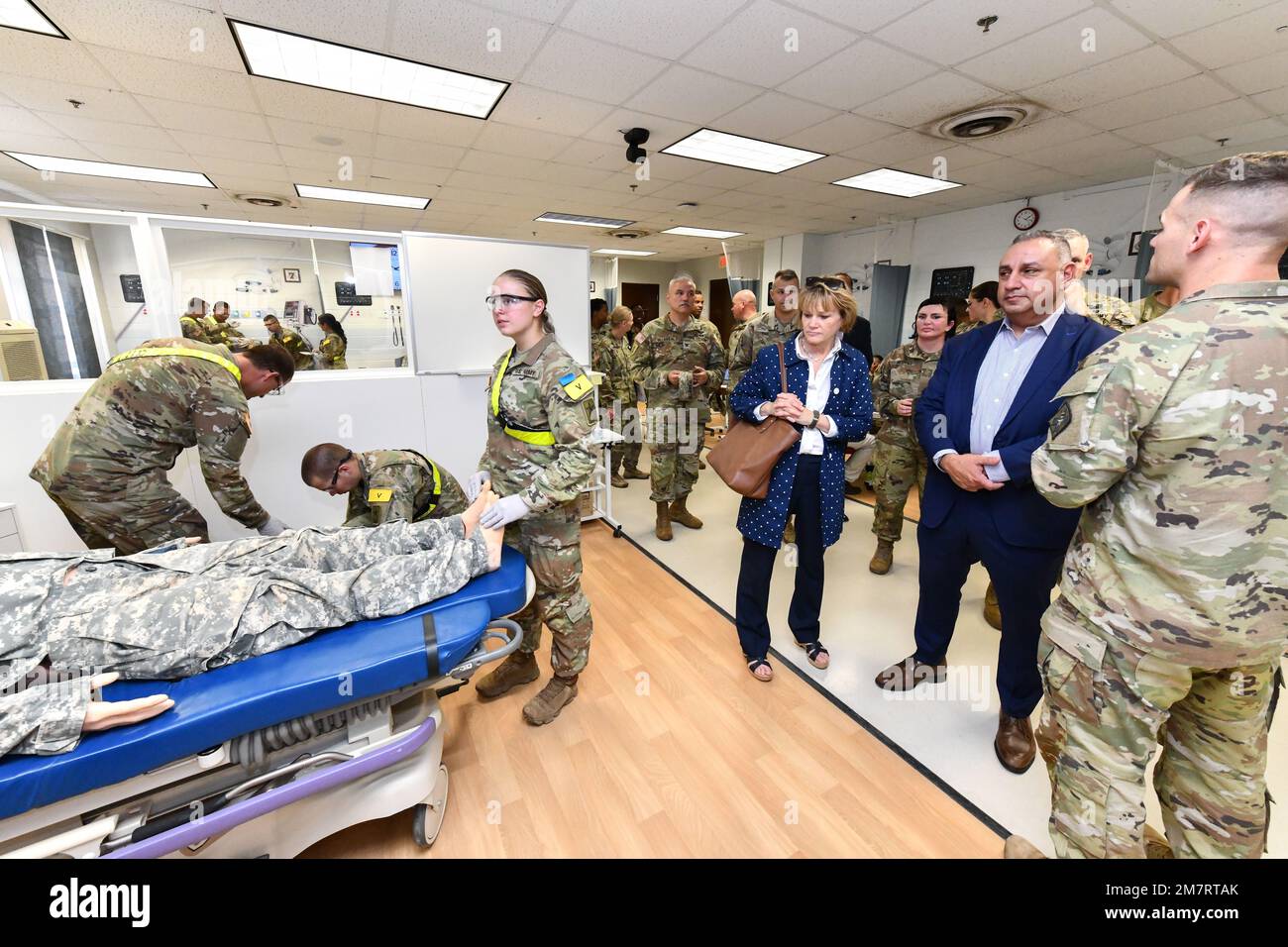 Honorable gilbert cisneros hi-res stock photography and images - Alamy