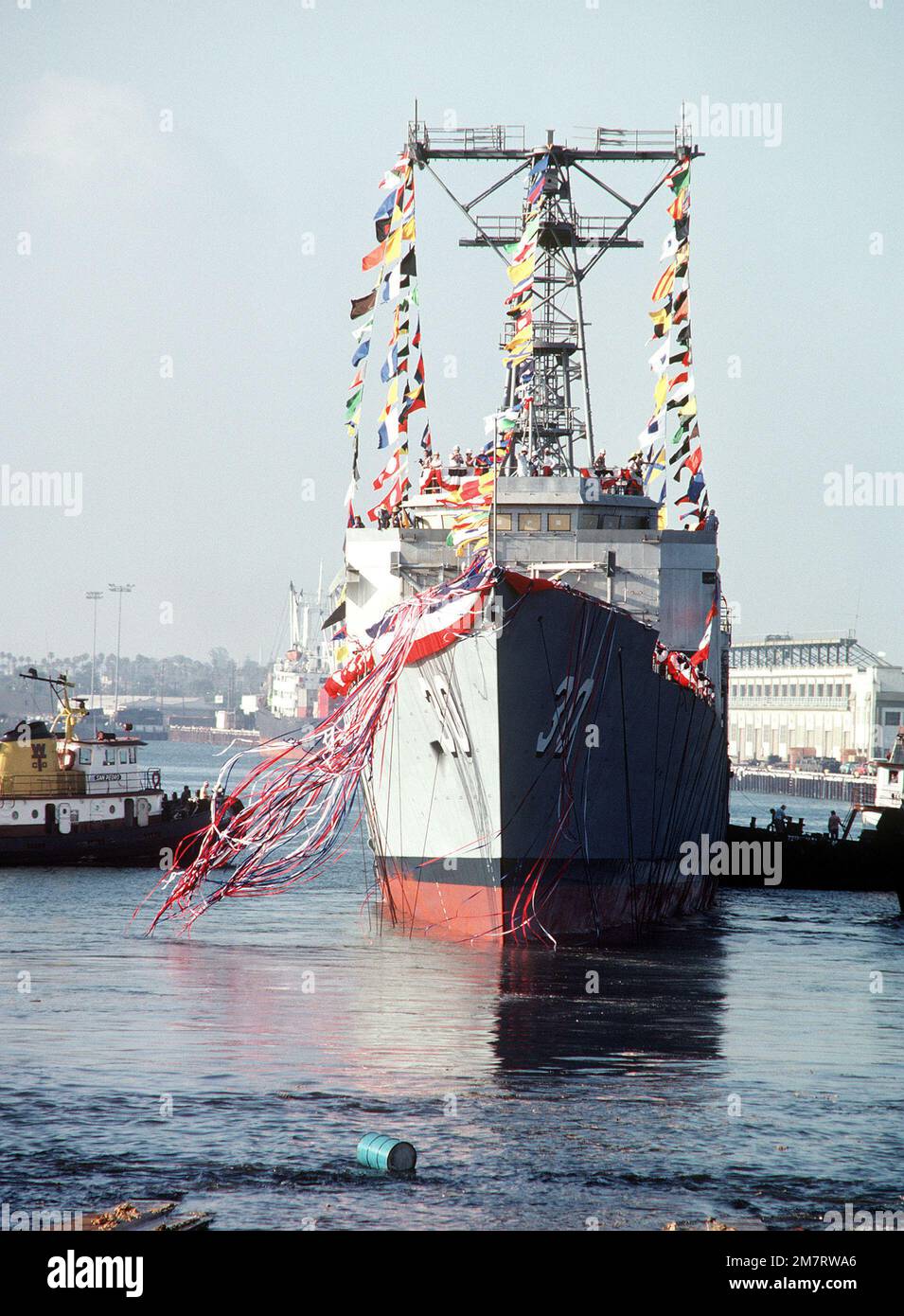 The guided missile frigate USS REID (FFG-30) slides down the ways at ...