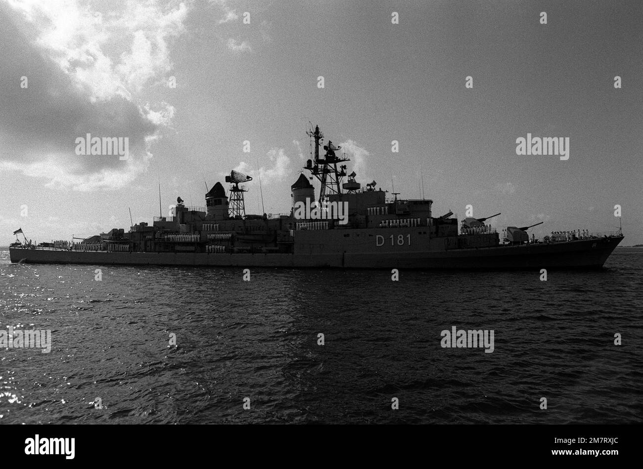 A starboard beam view of the West German destroyer HAMBURG (D-181) as ...