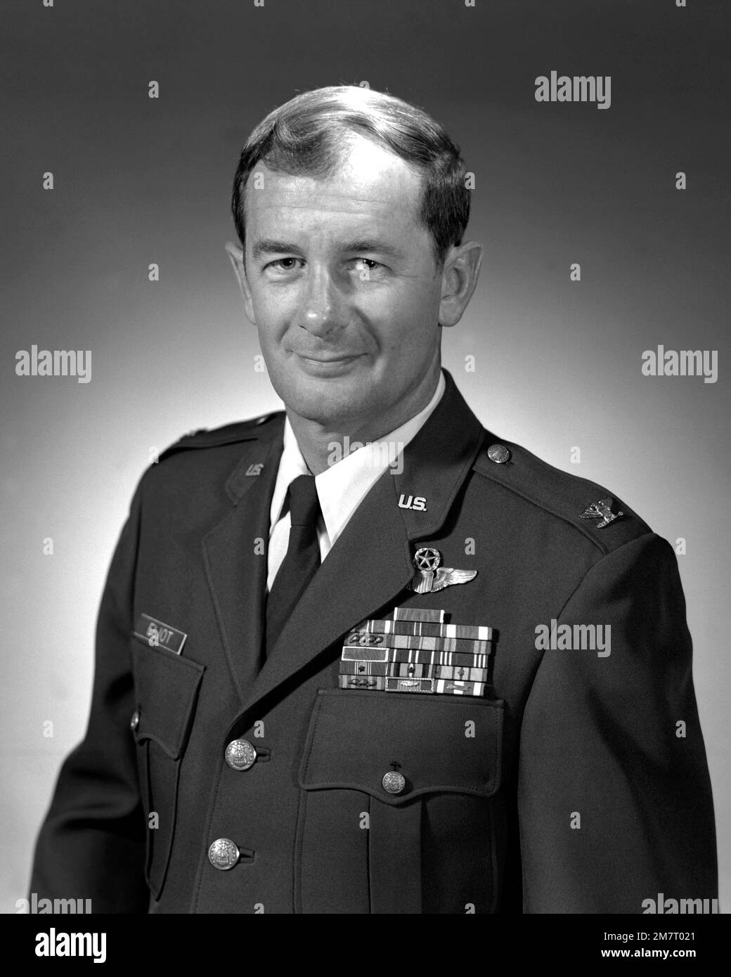 Elliot bradfield hi-res stock photography and images - Alamy