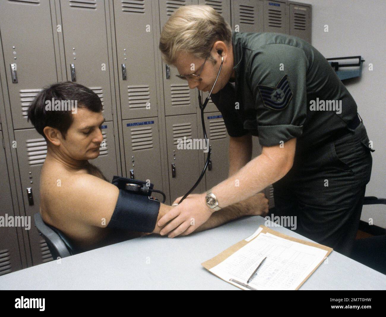 Airmen beale air force hi-res stock photography and images - Alamy