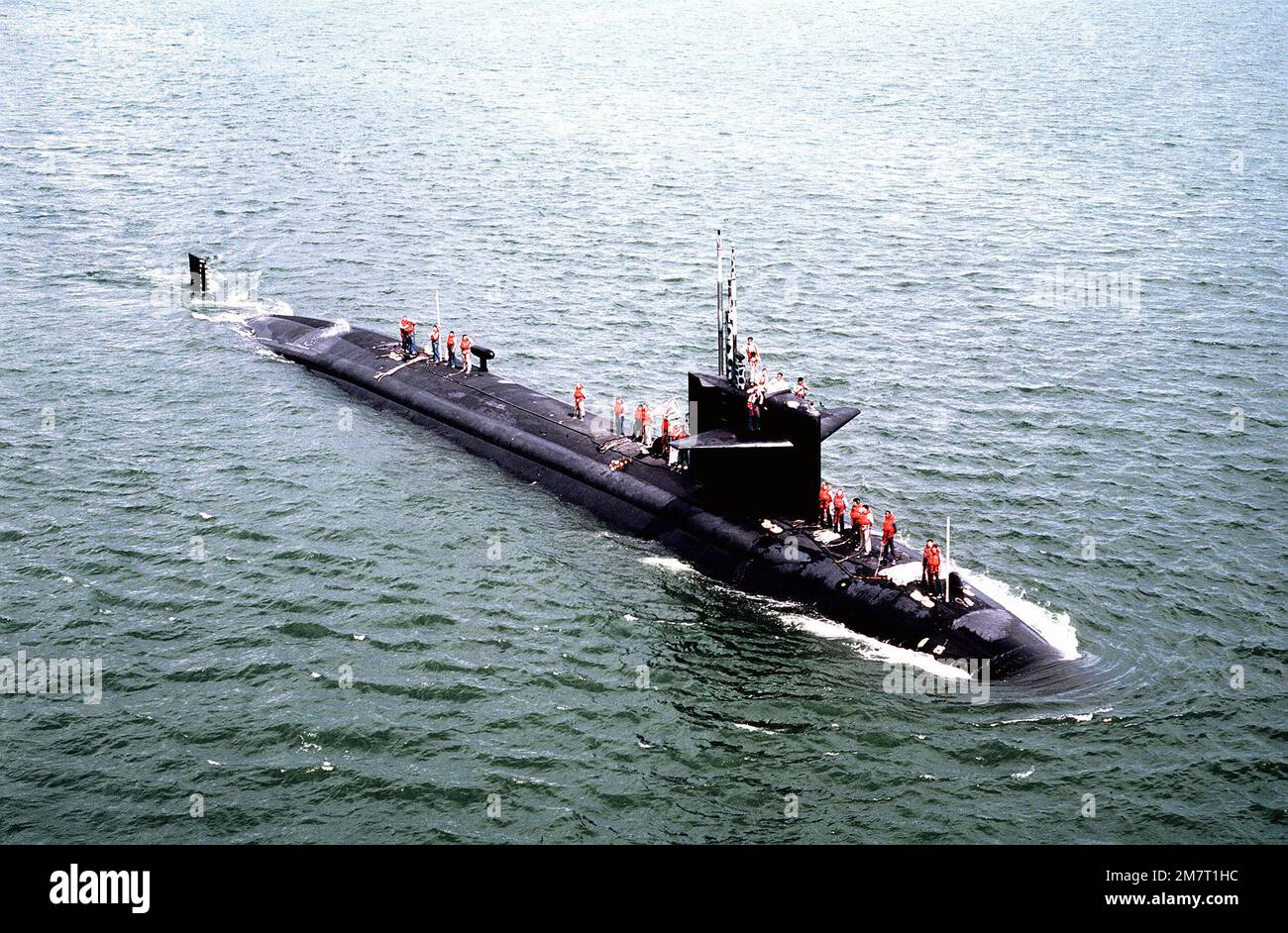 A port bow view of the nuclear-powered attack submarine USS HADDOCK ...