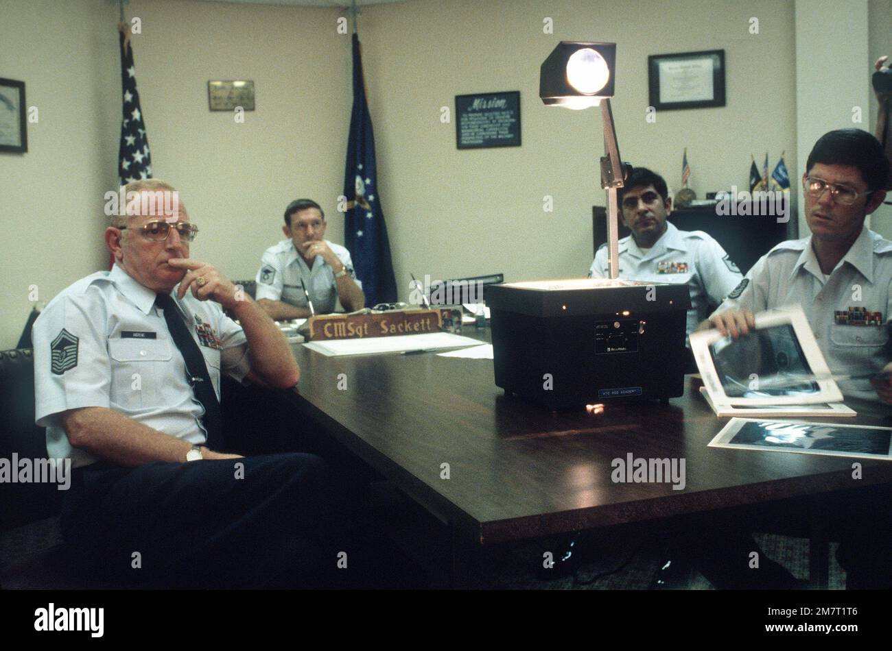 Nco briefing hi-res stock photography and images - Alamy