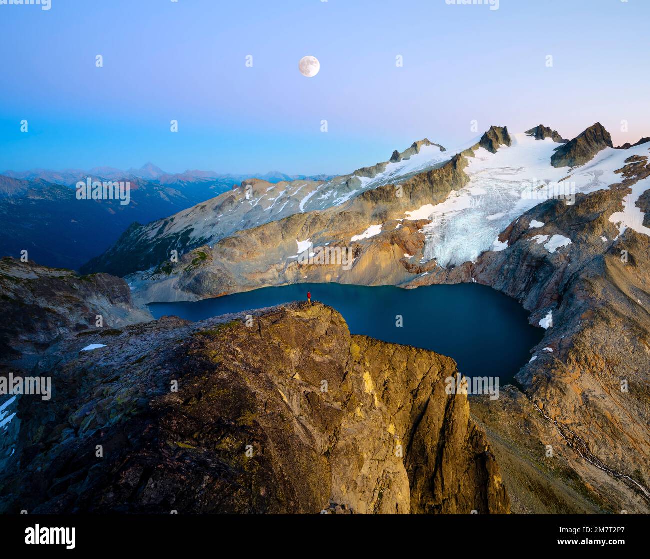 Moon rise after sunset over Mount Daniel from near the summit of Dip ...