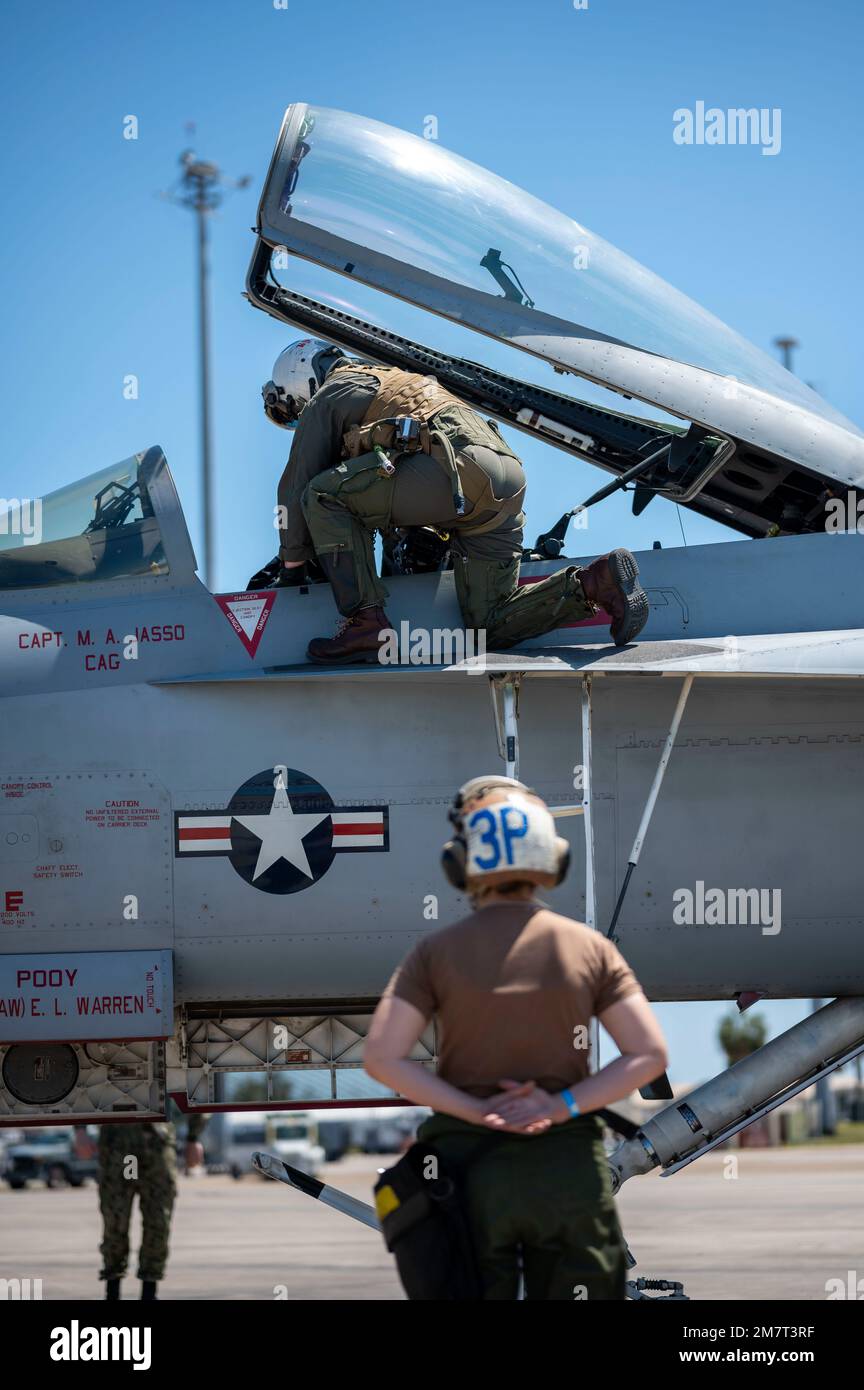 A U.S. Navy pilot assigned at Strike Fighter Squadron (VFA) 131, Naval ...